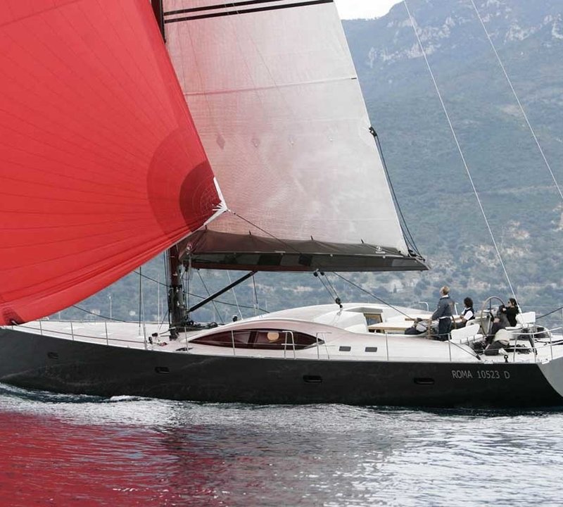 Condor Maxi Yacht Charter Details, 81ft crewed maxi racing yacht ...
